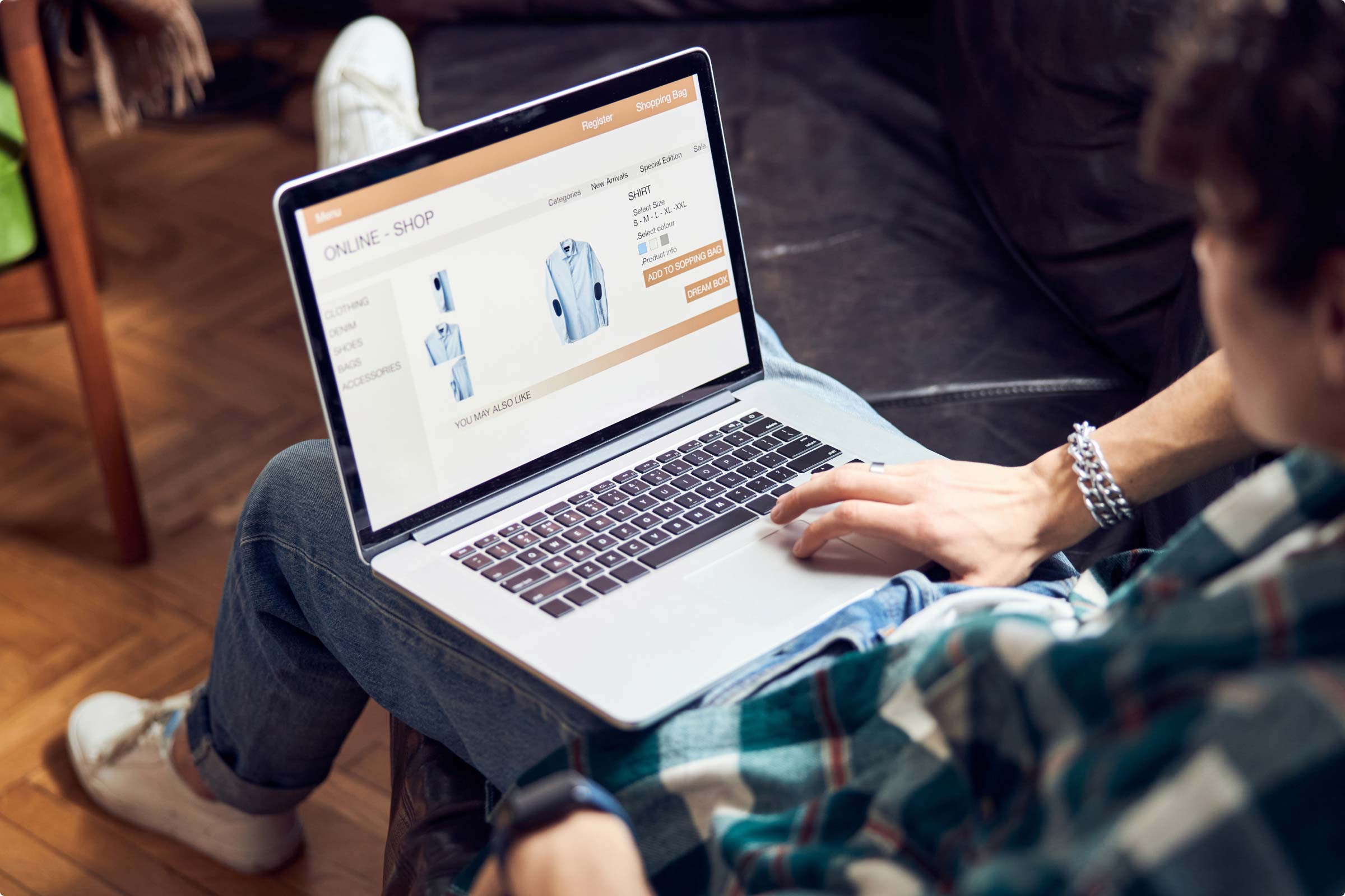 Online shopping scams: How to spot and avoid them | ANZ